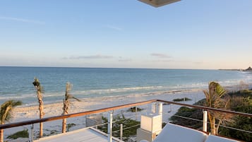 Beach Front Presidential Suite - Water Circuit Included | Vista do quarto