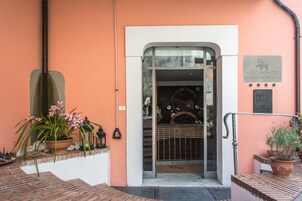 Entrada do alojamento