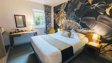 Secretária, Wi-fi grátis, roupa de cama fornecida