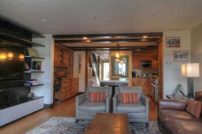 Destination Resorts Vail - The Landmark