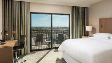 2 quartos, roupas de cama premium, cofres nos quartos, escrivaninha