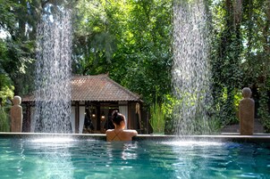 Banheira de hidromassagem exterior