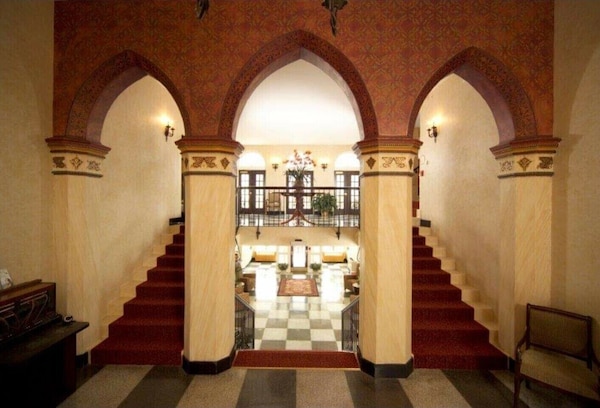 General Francis Marion Hotel - Marion, VA