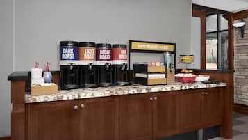 Pequeno-almoço tipo buffet diário incluído