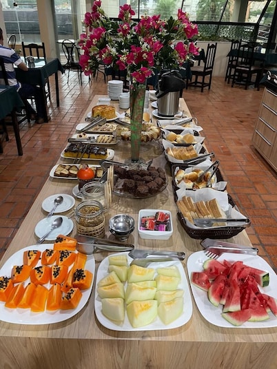 Harbor Self Buriti Suites Hotel