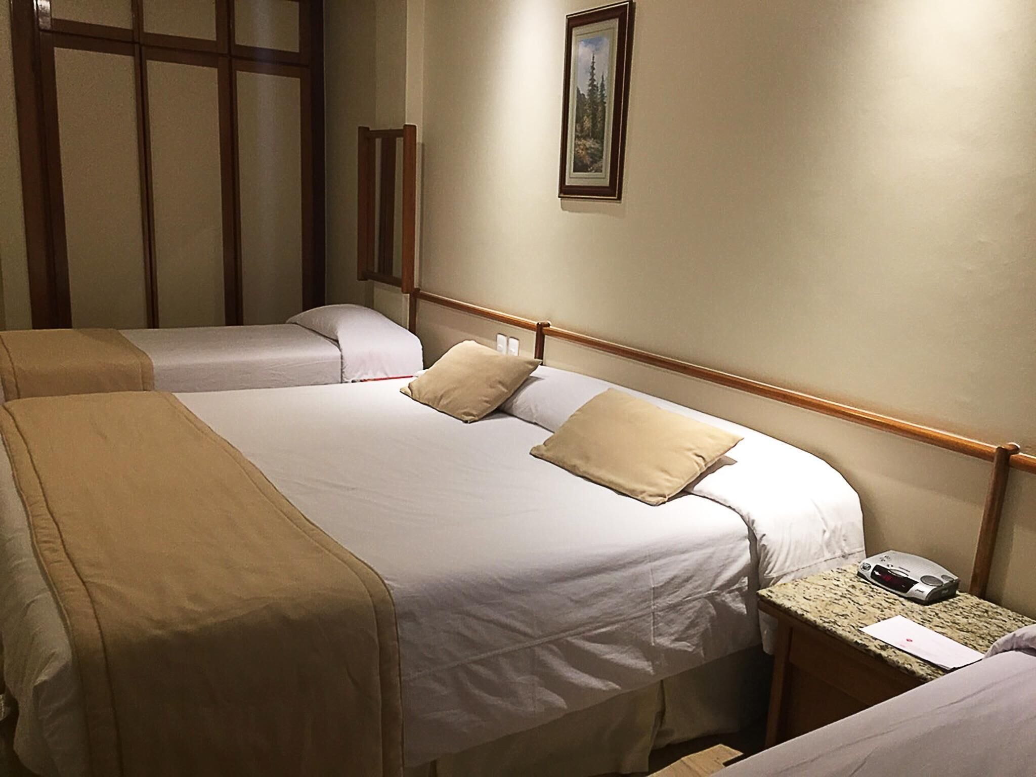 Roupa hipoalergénica, minibar, cofre no quarto, Wi-fi grátis 