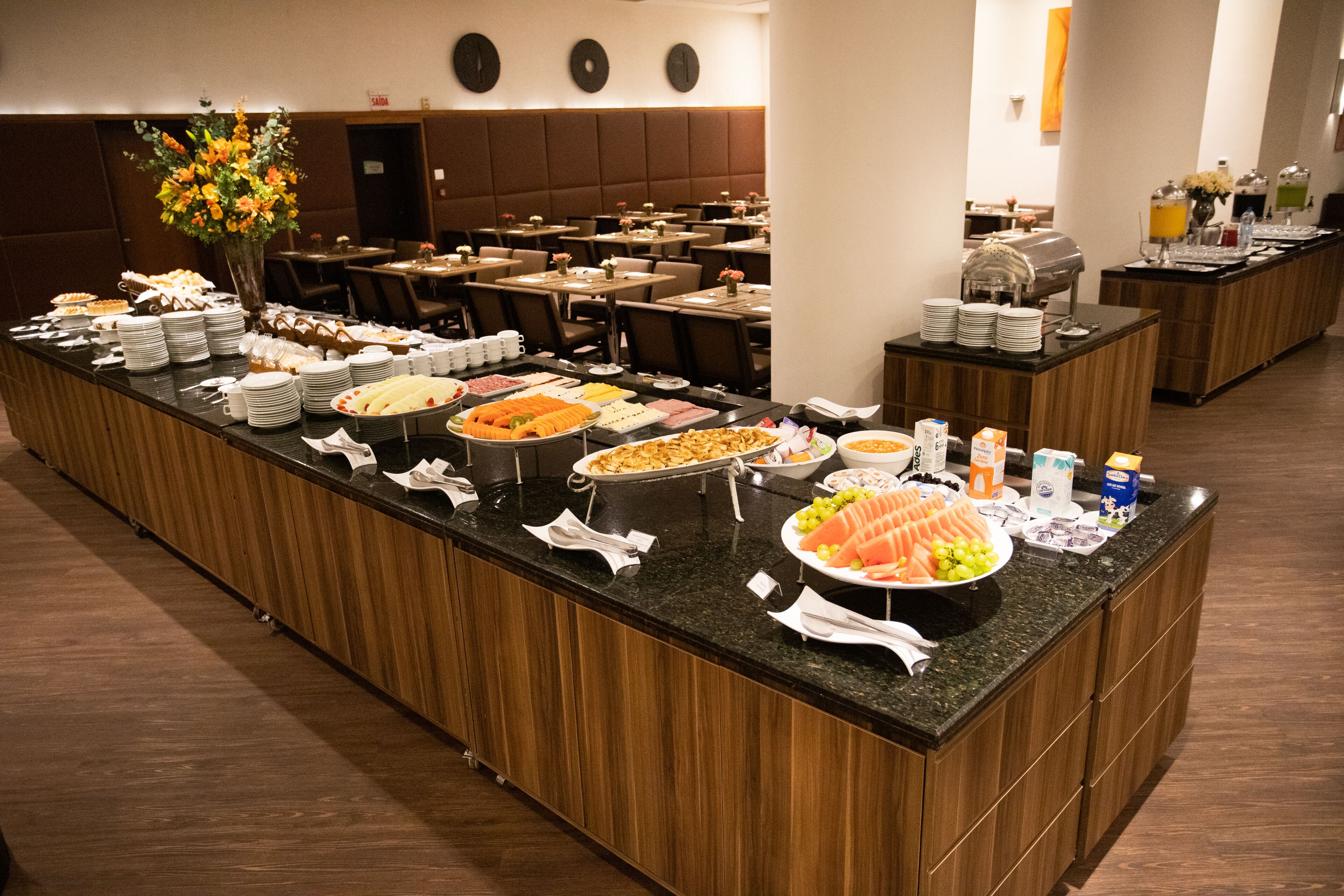 Café da manhã continental grátis todos os dias