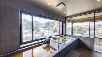 Suíte presidencial, 2 quartos, banheiro privativo, vista para a montanha | Vista do quarto