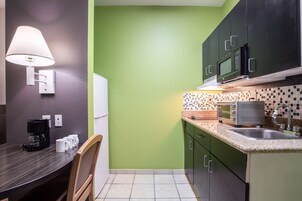 Geladeira, micro-ondas