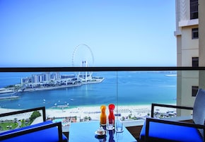 Quarto, 1 cama king-size, varanda, vista para o mar (Ain Dubai) | Vista da varanda