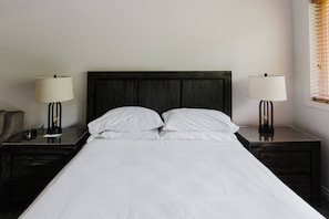 Loft, 1 cama queen-size (Quicksilver) | Wi-fi grátis, roupa de cama fornecida 