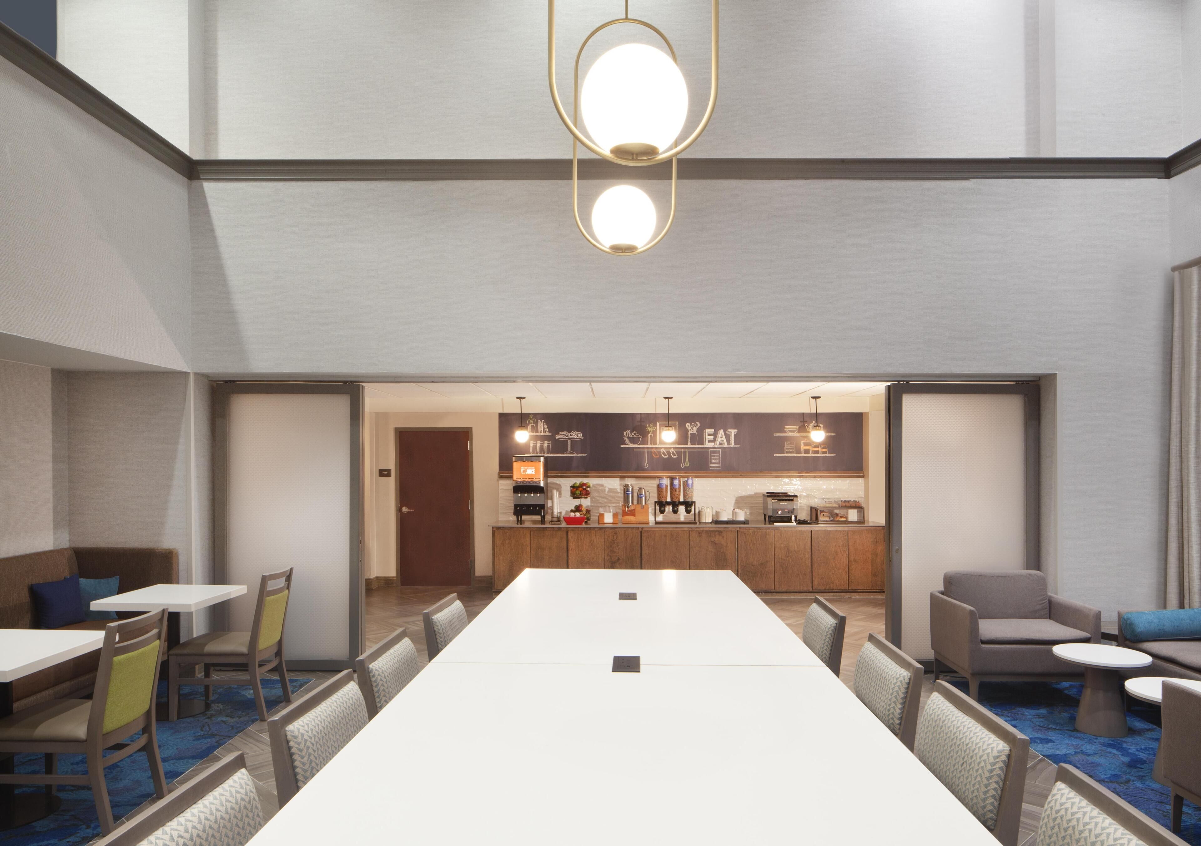Pequeno-almoço tipo buffet diário incluído 