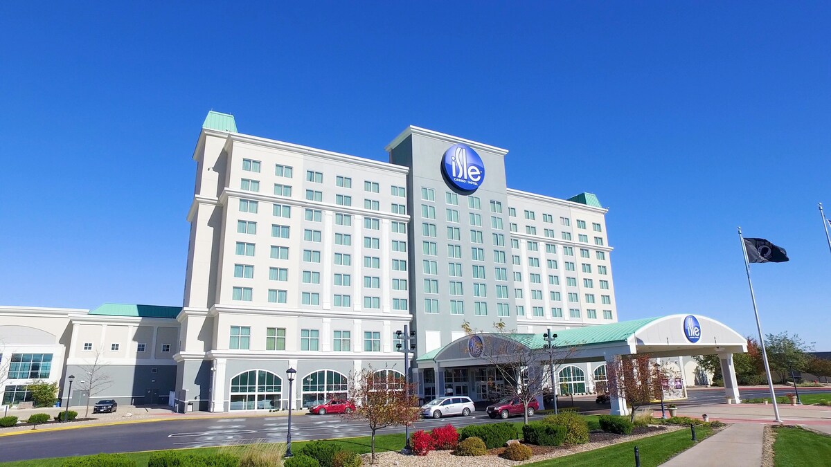 Isle Casino Hotel - Waterloo Reviews, Deals & Photos 2023 - Expedia