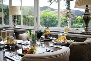 2 restaurantes, pequenos-almoços servidos, cozinha britânica 