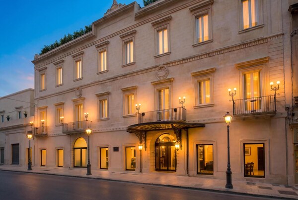 Tivoli Palazzo 1880 Lecce Hotel - Lecce