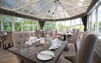 Café da manhã feito na hora todos os dias (GBP 22.95 por pessoa) 