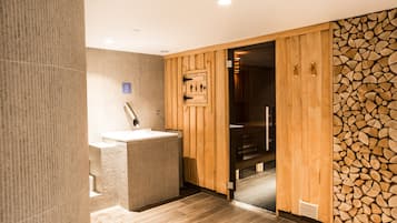 Sala(s) para tratamentos a casais, banheira de hidromassagem