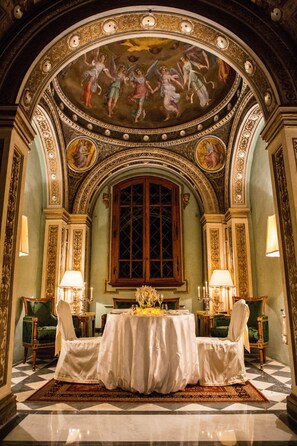 Four Seasons Hotel Firenze in Florence: Find Hotel Reviews, Rooms, and ...