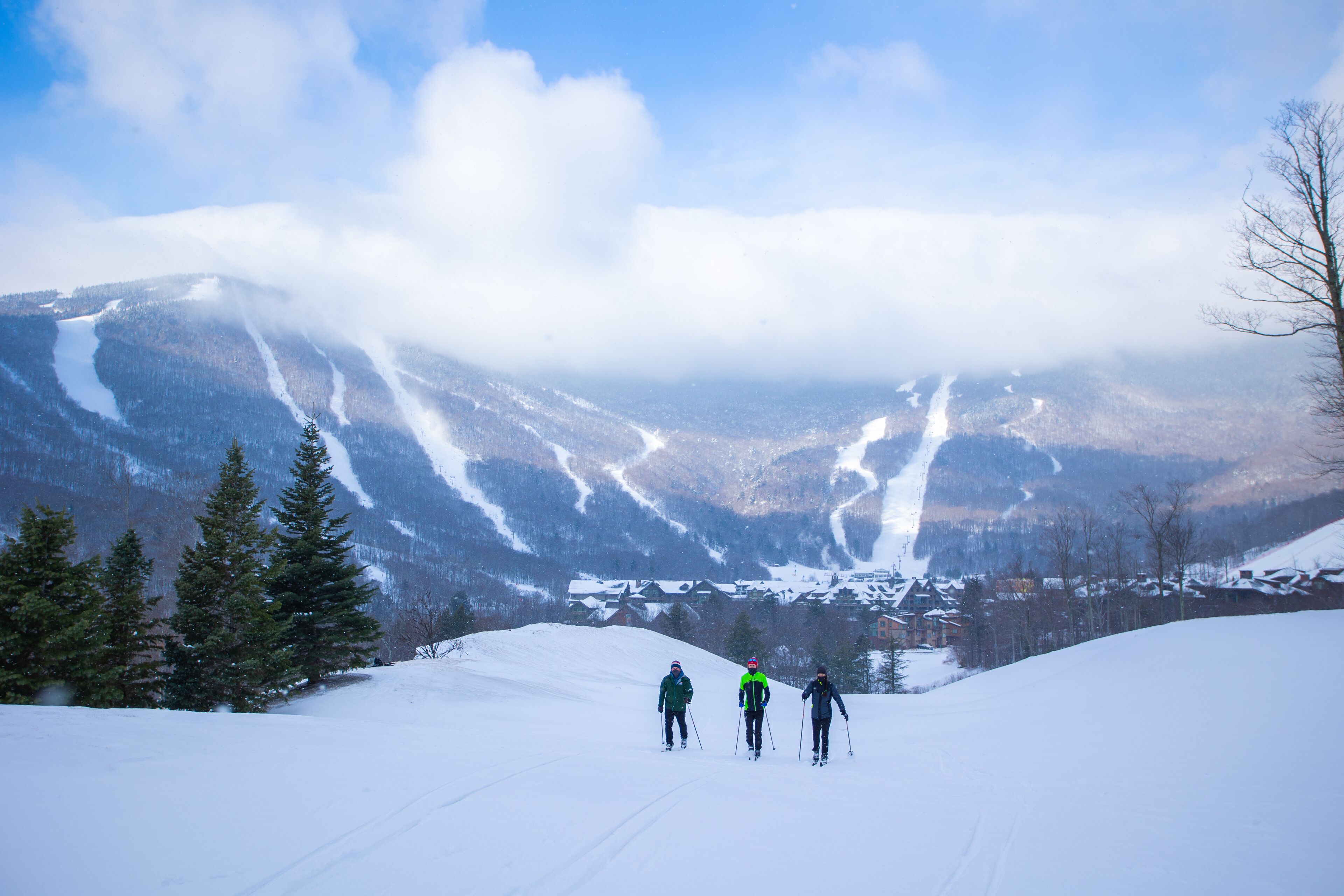 Top 7 Ski-In Ski-Out Accommodations In Stowe, Vermont | Trip101