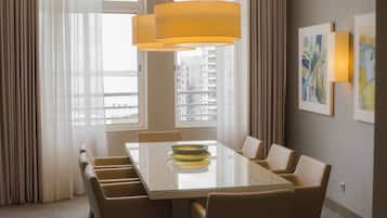 Suite Presidencial | Refeições no quarto