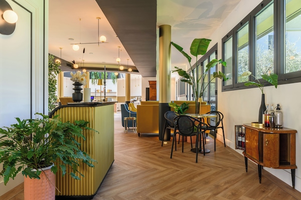 Café da manhã e jantar, culinária internacional