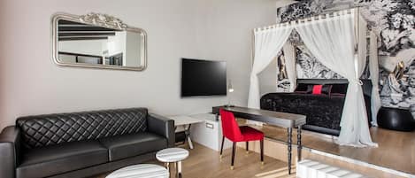 Suíte lua de mel | 2 quartos, roupas de cama premium, frigobar, cofres nos quartos