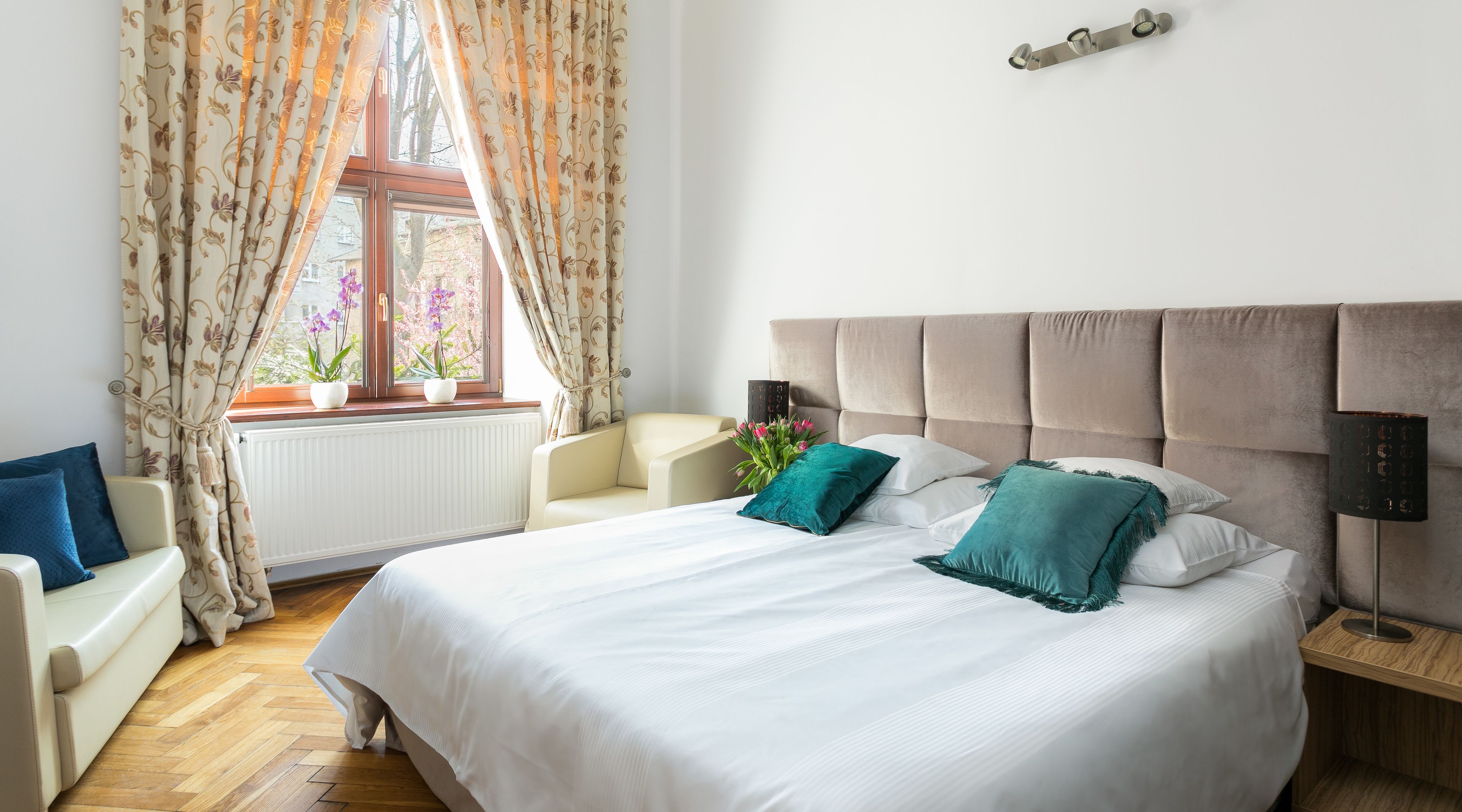 Quarto Duplo Standard | Roupa hipoalergénica, camas de colchão Select Comfort 