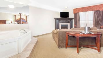 Suite, 1 cama king-size, não fumadores, banheira de hidromassagem | Banheira de hidromassagem