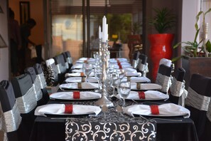 Pequeno-almoço (110 ZAR por pessoa) 