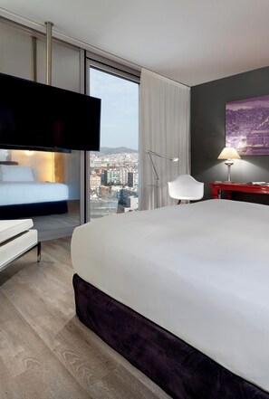 Melia Room, Quarto | Roupas de cama premium, camas com colchões pillow-top, frigobar