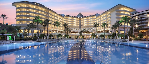 Saphir Resort & Spa - İncekum