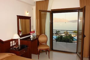 Roupas de cama premium, quartos à prova de som, berços grátis