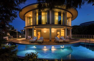 Não-fumante (Twin Villa) | Lençóis italianos Frette, roupas de cama premium, camas Tempur-Pedic