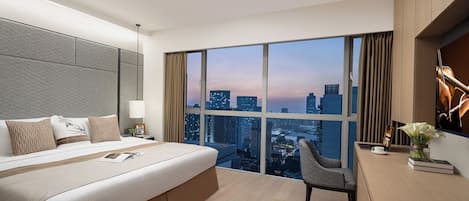 Apartamento luxo, 2 quartos | 1 quarto, cofres nos quartos, escrivaninha, cortinas blackout