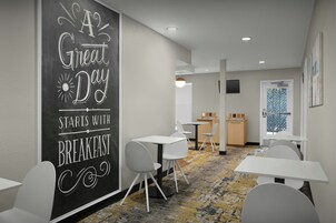Café da manhã continental grátis todos os dias