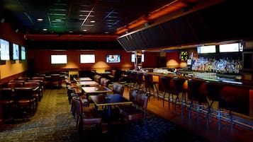 3 bares/lounges