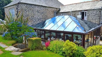 Pormenores do exterior