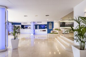 Entrada (vista interior)