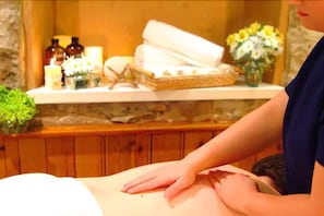 Tratamentos corporais, massagens de pedras quentes, massagens suecas