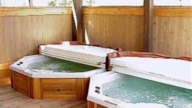 Banheira de hidromassagem exterior
