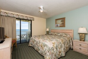 3 Bedroom, 3 Bathroom, Oceanfront Condo | Ferro/tábua de engomar, Wi-fi grátis 