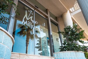 Fachada da propriedade