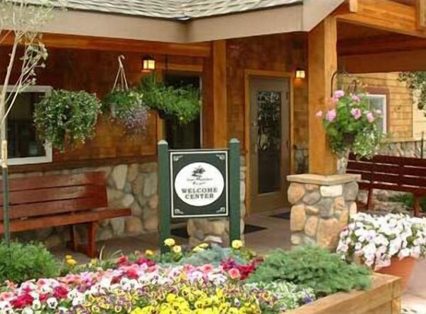 Swan Mountain Resort - Silverthorne, CO