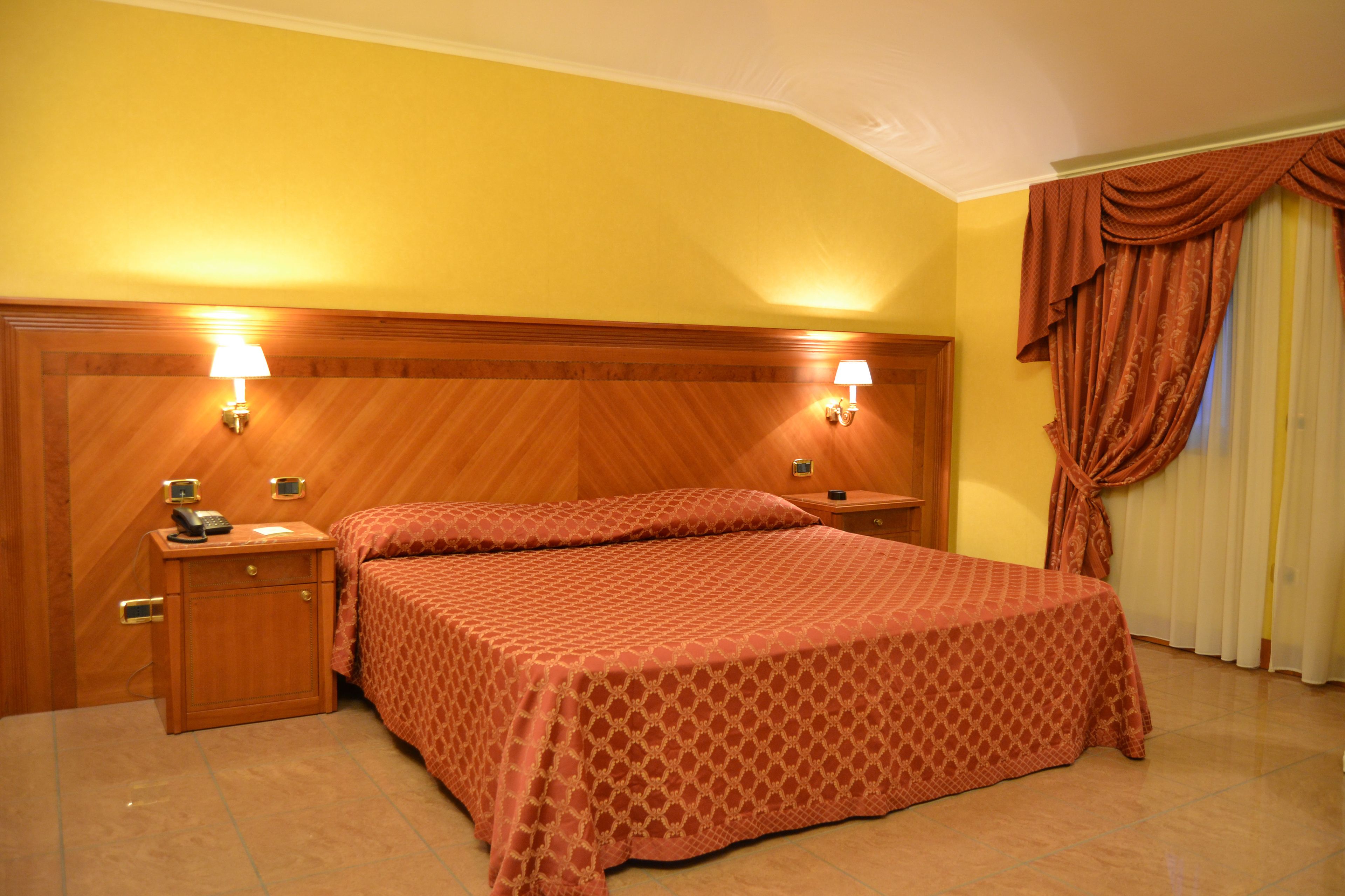 Hotel Giulia Ocean Club in Naples: Find Hotel Reviews, Rooms, and ...