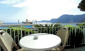 Quarto casal ou duplo, sacada, vista para o mar | Vista do quarto