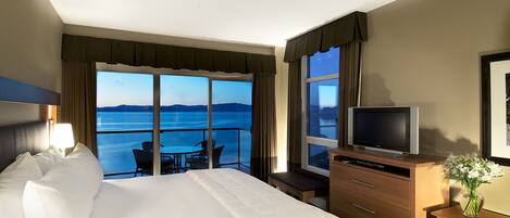 Roupa de alta qualidade, secretária, ferro/tábua de engomar