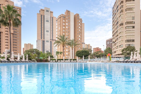 Sandos Benidorm Suites - Benidorm