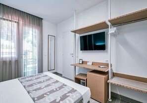 Quarto Duplo Deluxe, terraço, vista para o jardim | Wi-fi grátis, roupa de cama fornecida 