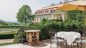 Almoço e jantar, culinária regional