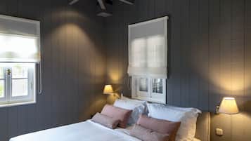 Penthouse Suite | 1 quarto, minibar, cofre no quarto, cortinas/cortinados opacos